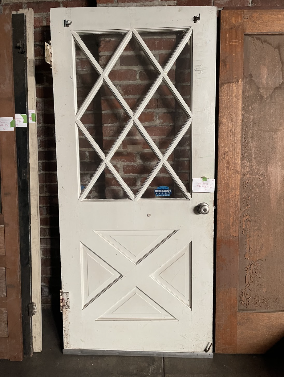 12 Lite Diamond Grid Top - Cross Buck Panel Bottom